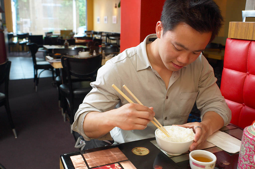 Bear and Kangaroo - Raz-Plus